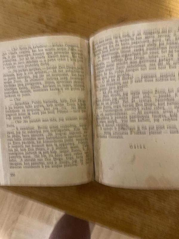 Zenklas zorro - J. Cculley, knyga