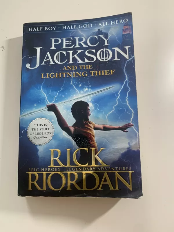 Percy Jackson and the lightning thief - Rick Riordan, knyga