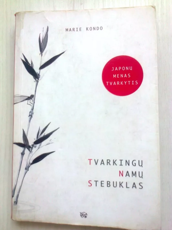 Tvarkingų namų stebuklas - Marie Kondo, knyga