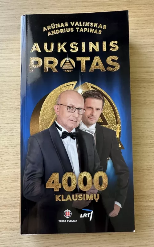 Auksinis protas.4000 klausimų. - TAPINAS ANDRIUS, knyga