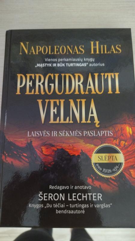 Pergudrauti velnią - Napoleonas Hilas, knyga