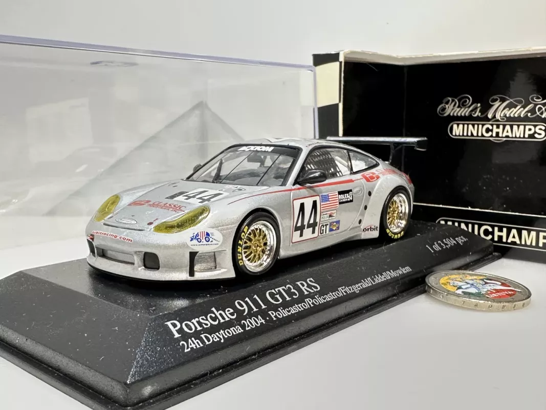 Porsche 911 (996) GT3 RS 24h Daytona 2004 #44 1:43 Minichamps, namai ir interjeras