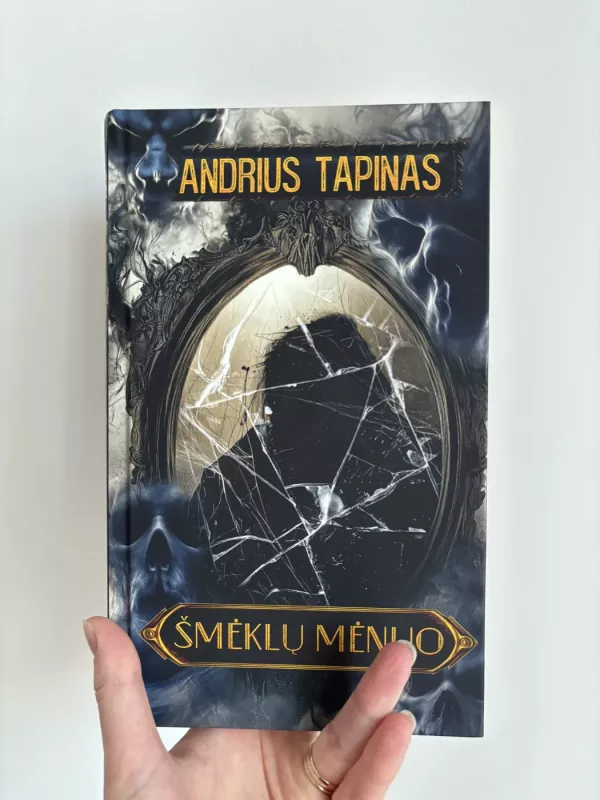 Šmėklų mėnuo - TAPINAS ANDRIUS, knyga