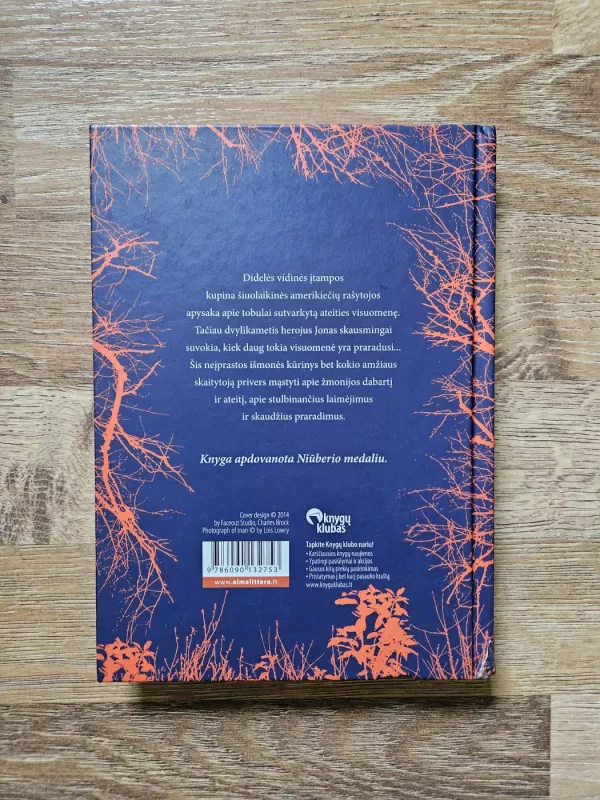 Siuntėjas - Lois Lowry, knyga